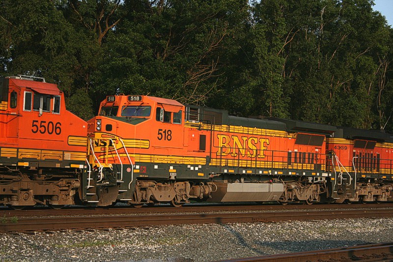 BNSF 518